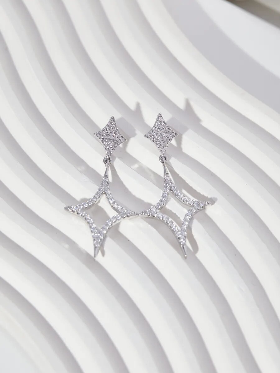 Серьги, кристаллы Swarovski, кристалл, фианит, серый, белый — фото 1