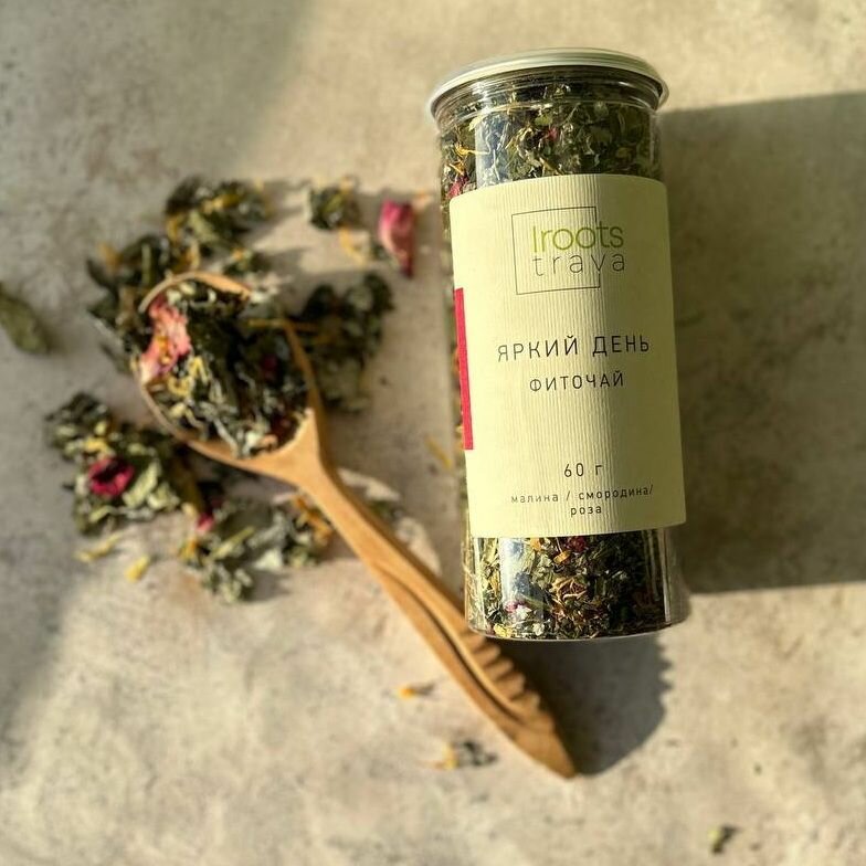 Травяной чай яркий день iROOTS TRAVA банка 60 г