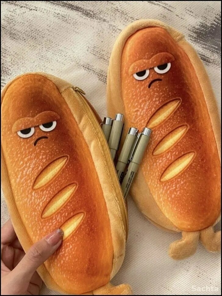 Пенал хмурый хлебушек в виде батона
