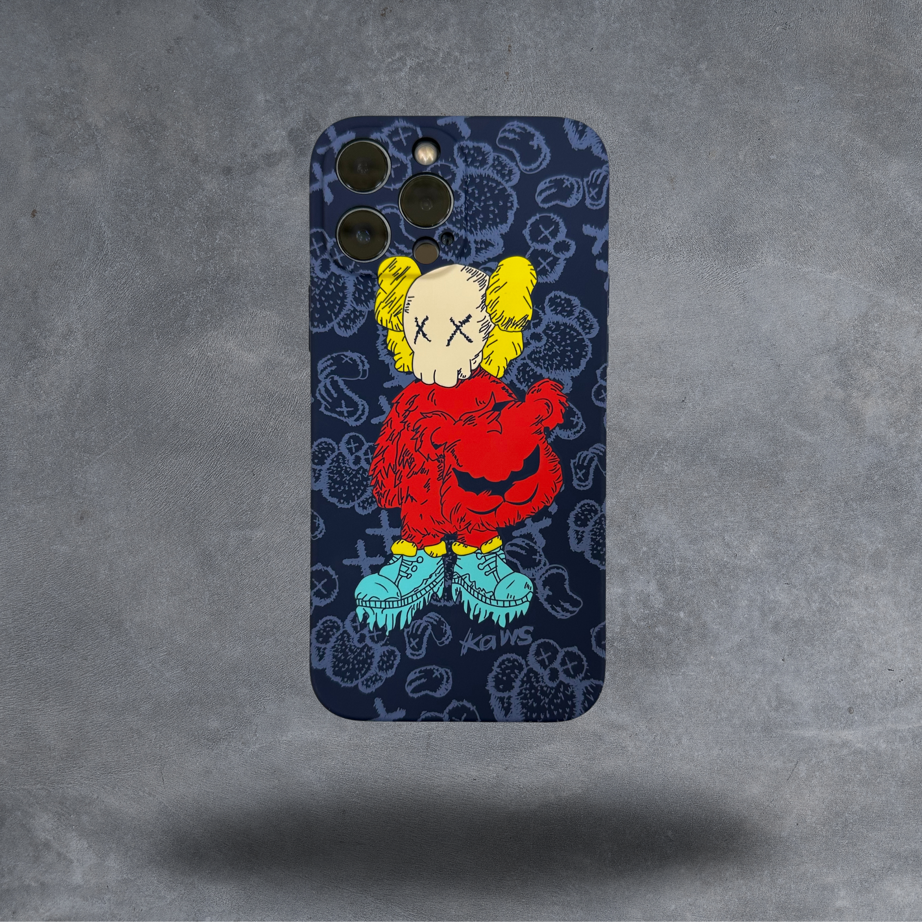 Чехол LUXO "KAWS" для iPhone 13 Pro Max, синий, мягкий на ощупь, со светящимся рисунком