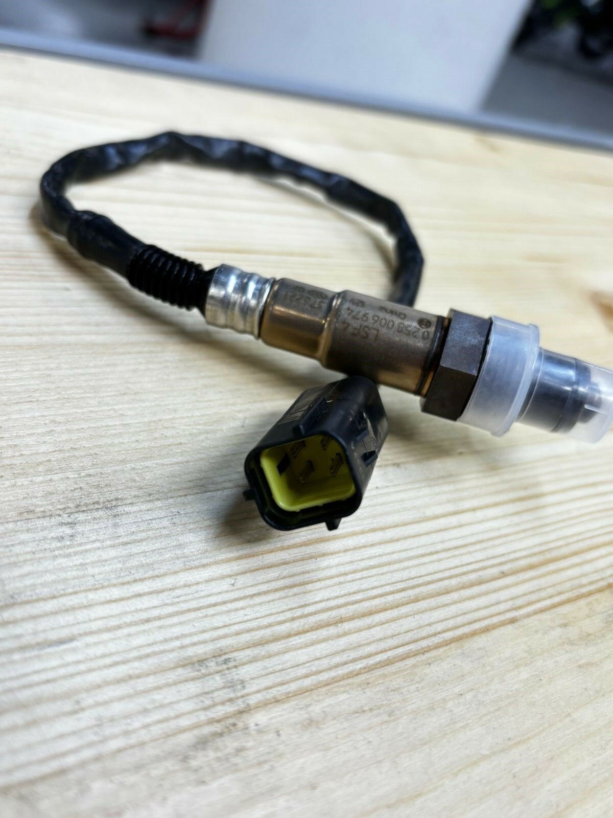 Датчик кислорода Kove 31900-R100-000, для мотоцикла KOVE 500 X, черный.