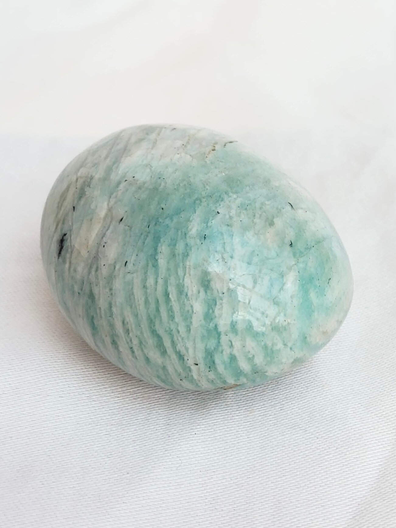 Натуральный камень Амазонит окатыш талисман размер M