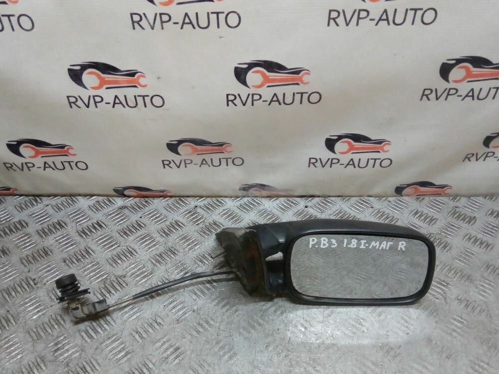 Зеркало правое Volkswagen Passat B3 357857507