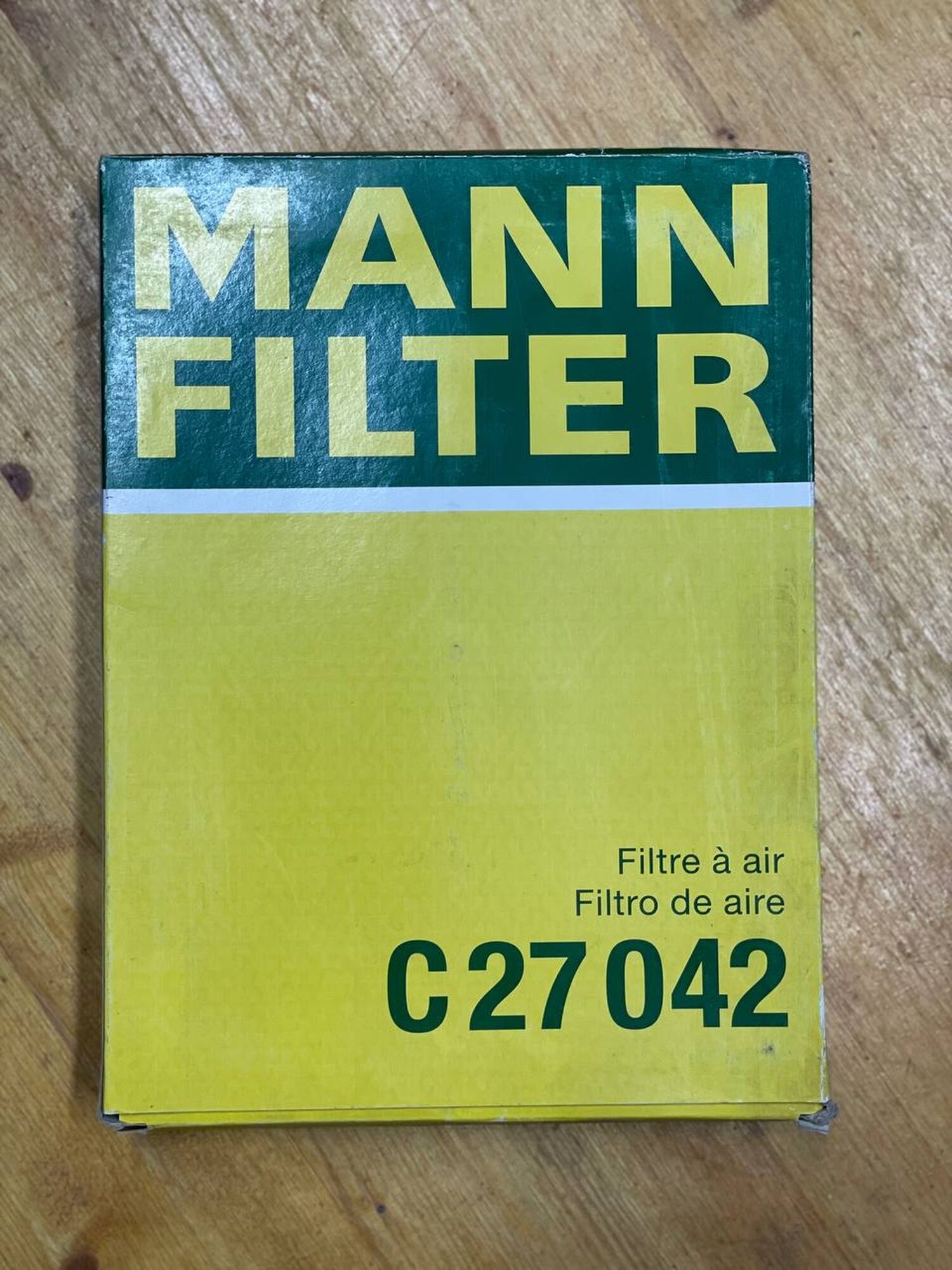 Воздушный фильтр MANN FILTER C 27042