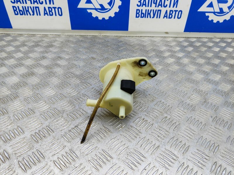 Б/У Бачок гидроусилителя (ГУР) Fiat Albea / Фиат Альбеа 1.4 350А1000 77 Л.С 2008