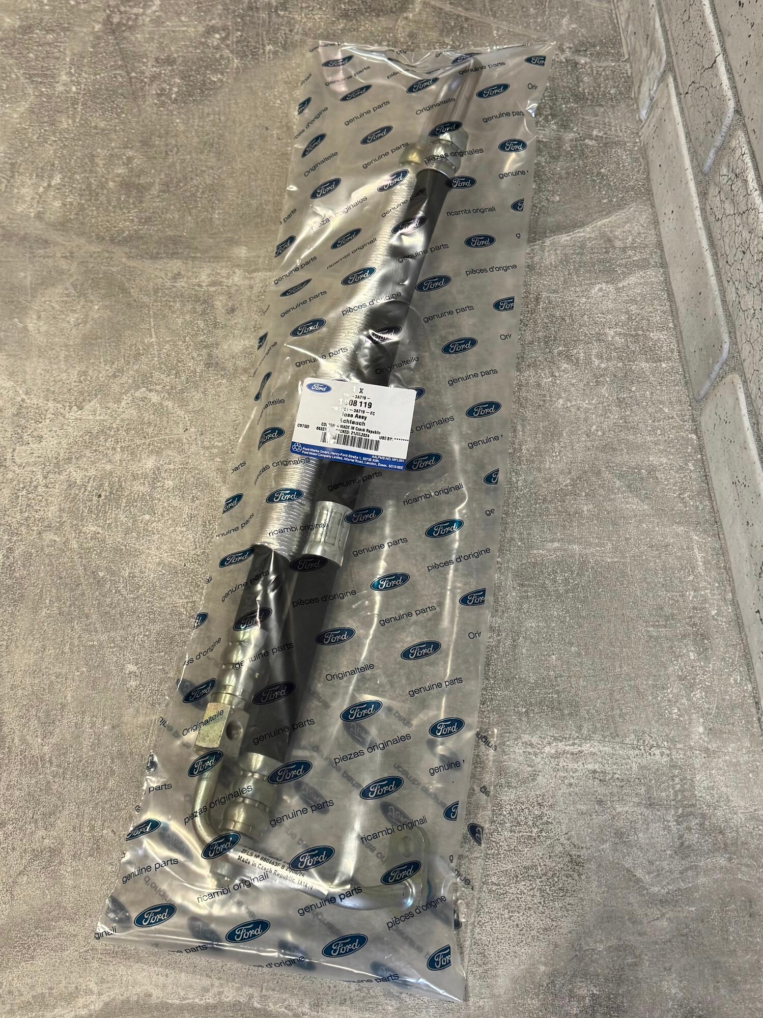 1508119 Оригинальный шнланг ГУР Ford