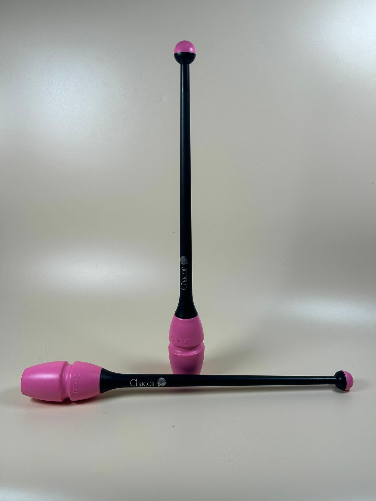Булавы Chacott Rubber Clubs 209 Pink x Black 45,5см