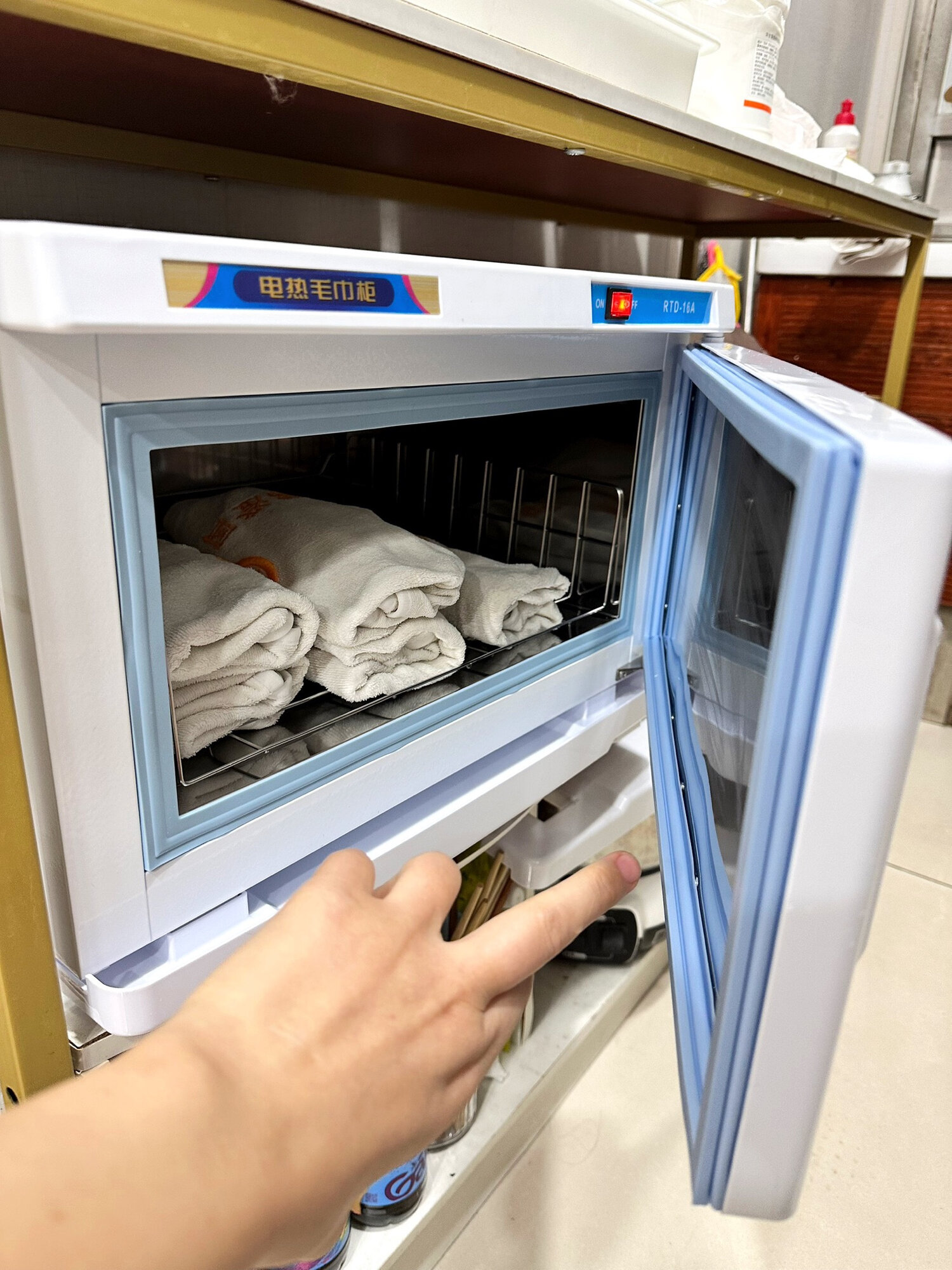 Нагреватель полотенец RTD-16A, для барбершоп, УФ-стерилизация, 16л, белый