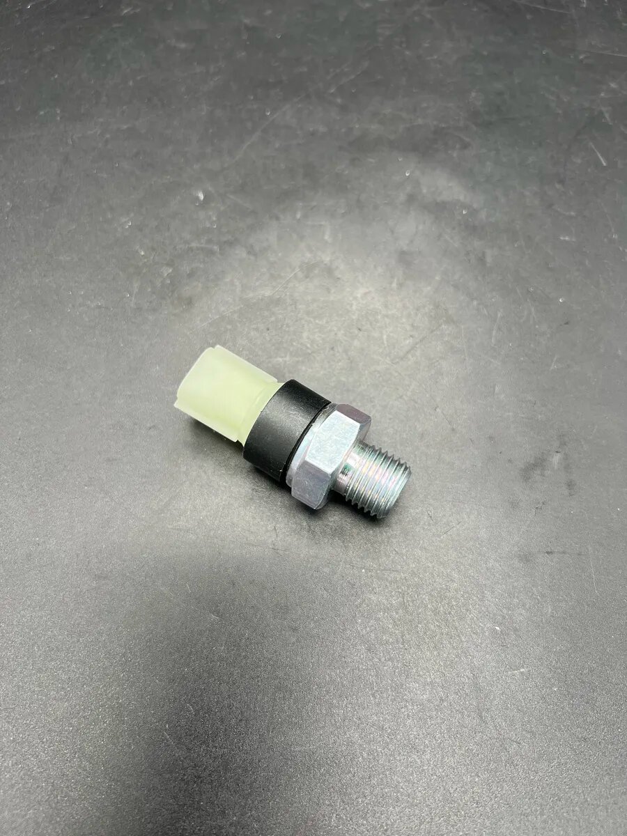 Датчик давления масла Новое