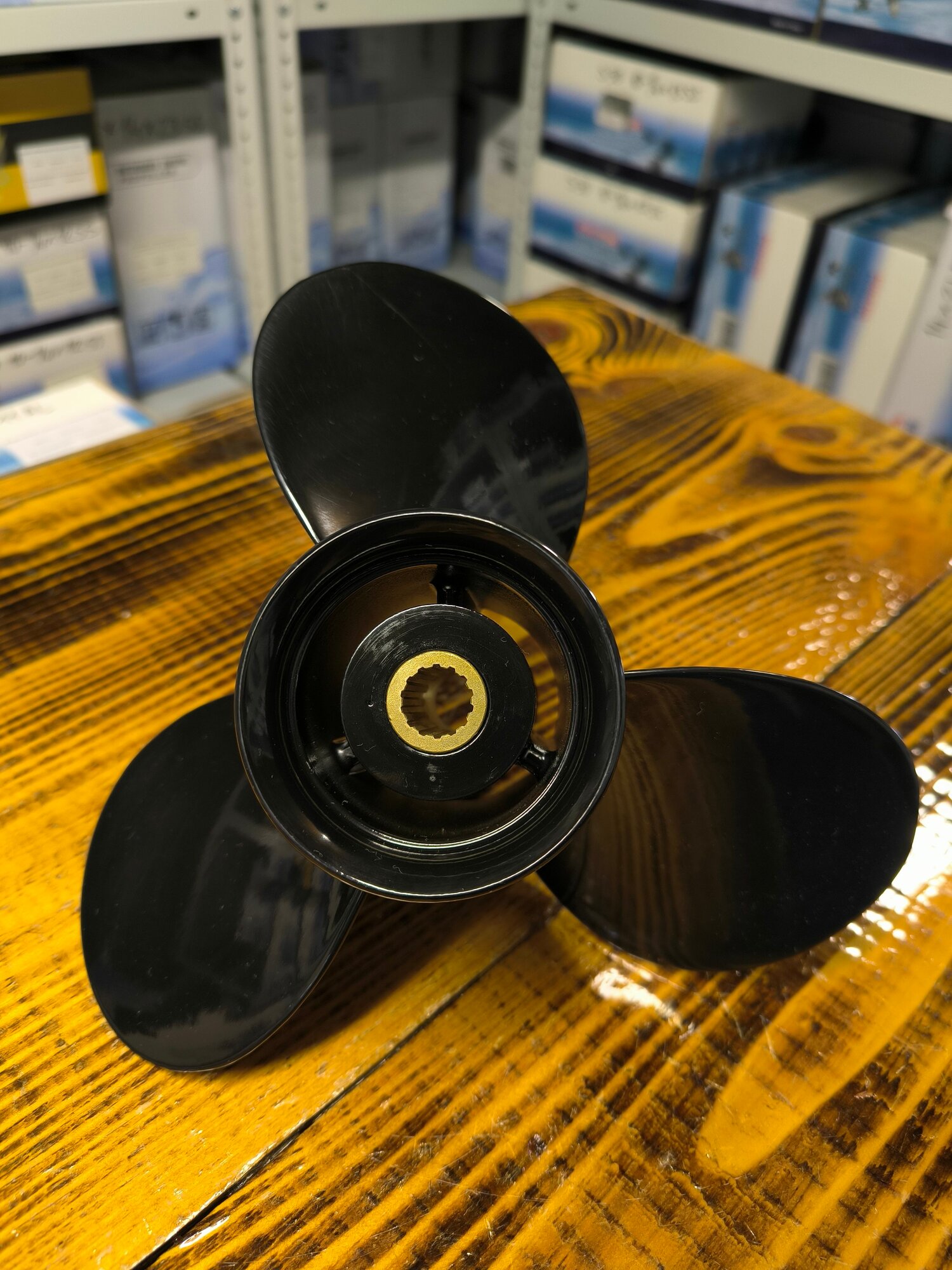 Гребной винт Tohatsu 9.9-20 л. с; 3х9-1/4х12; алюминиевый сплав.