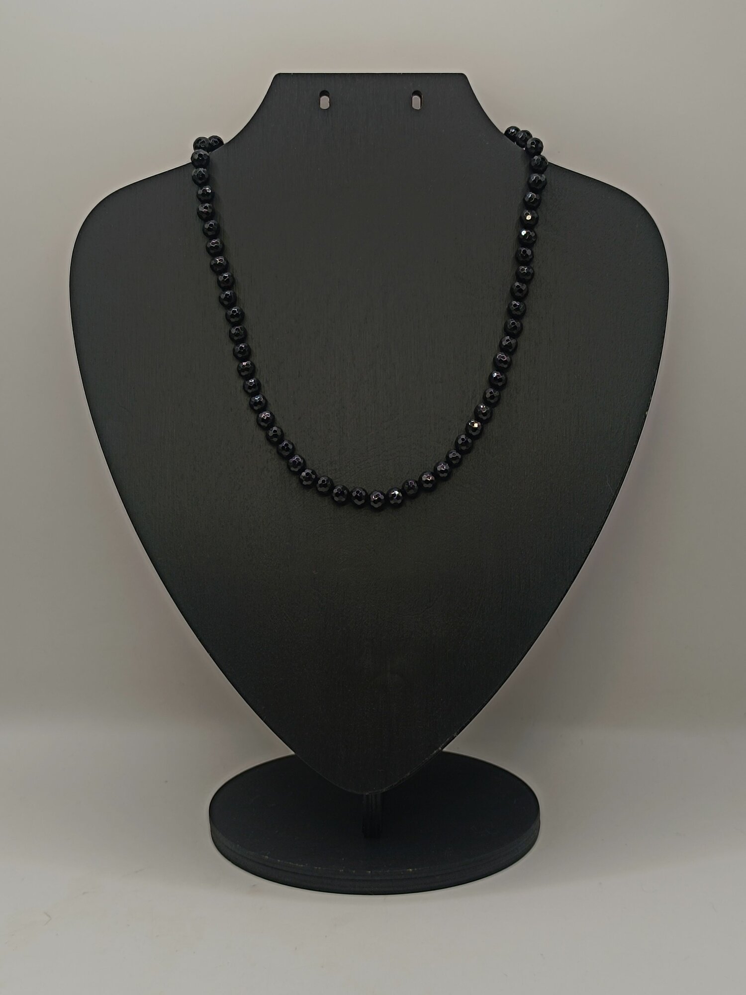 Винтажные граненые бусы, пластик, длина 40 см.