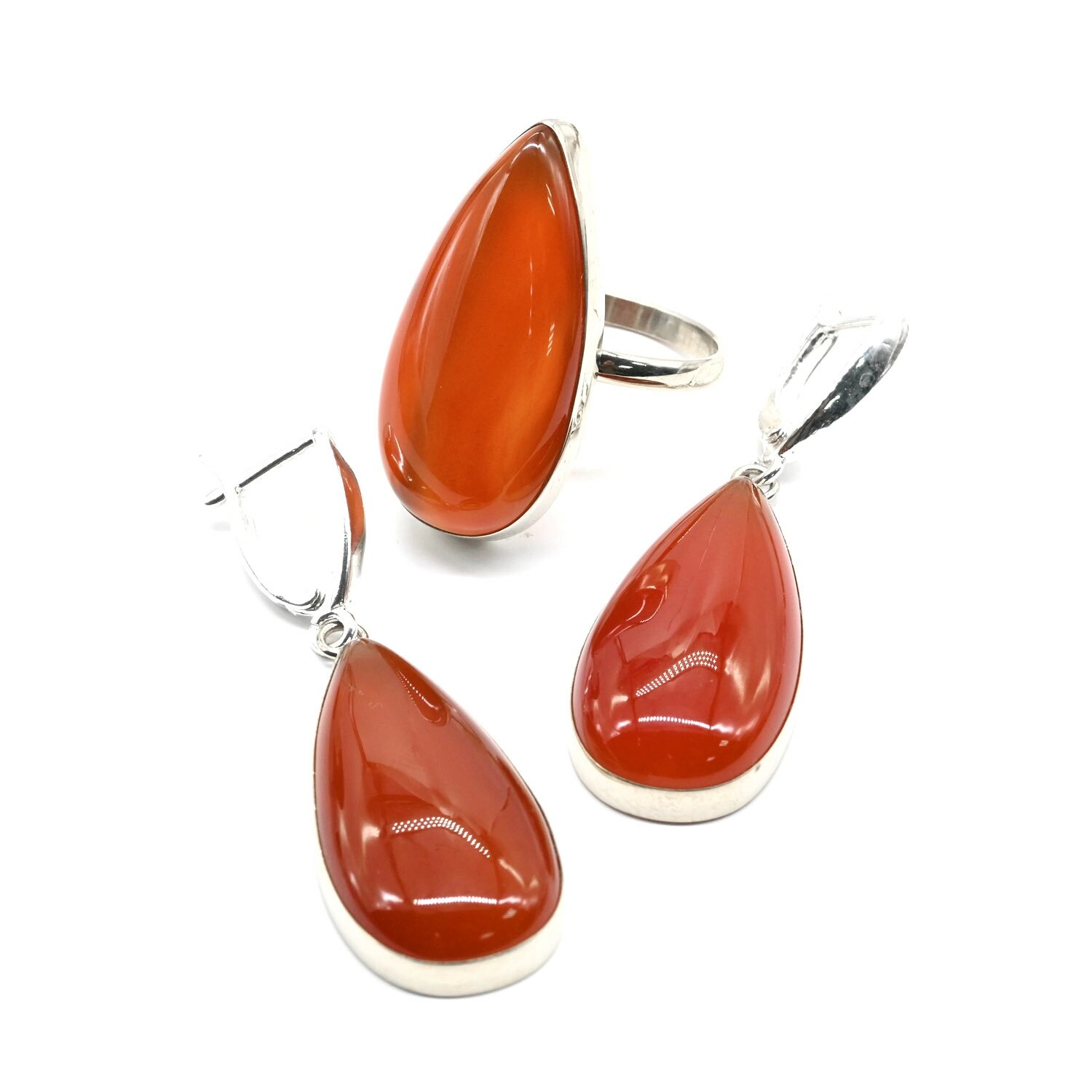 Комплект бижутерии, сердолик