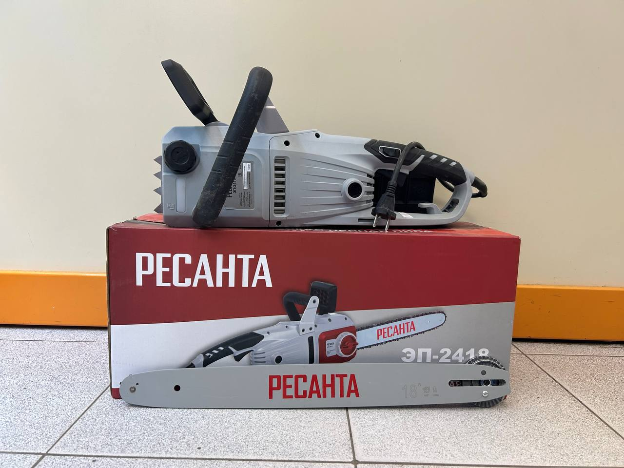 Пила цепная электрическая ЭП-2418 Ресанта, электропила садовая, по дереву 2400Вт, Б/У
