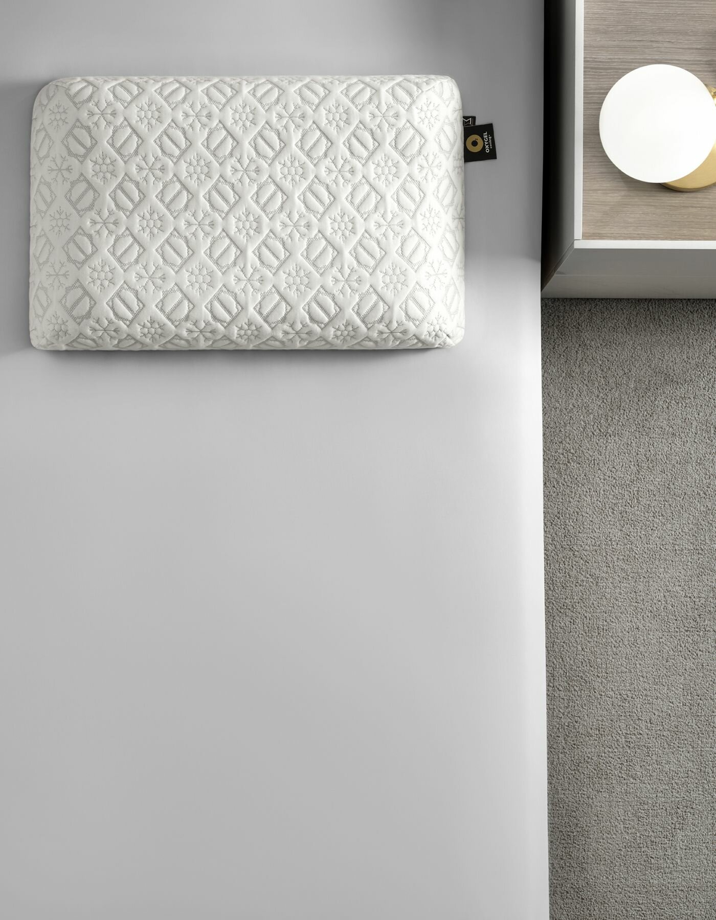 Togas Подушка анатомическая 61x38x10,5/7,5 "Атлантис" охлаждающий гель, с эффектом памяти