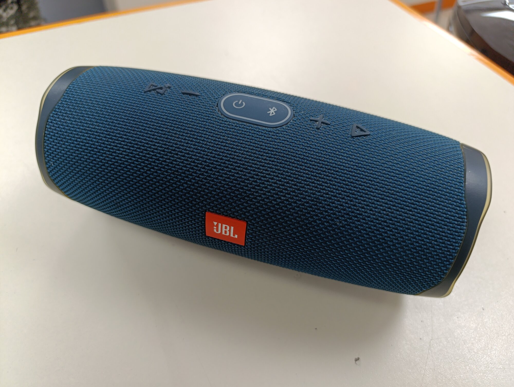 Портативная акустическая система JBL Charge 4 blue Б/У