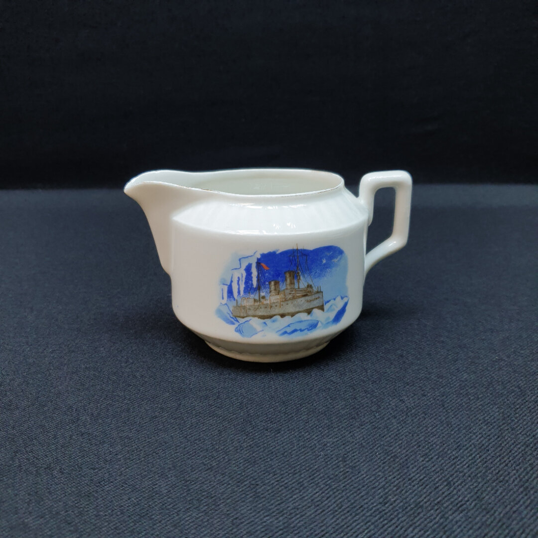 RRR Сливочник Папанинцы Дулево, фарфор деколь 0.25 л, винтаж СССР