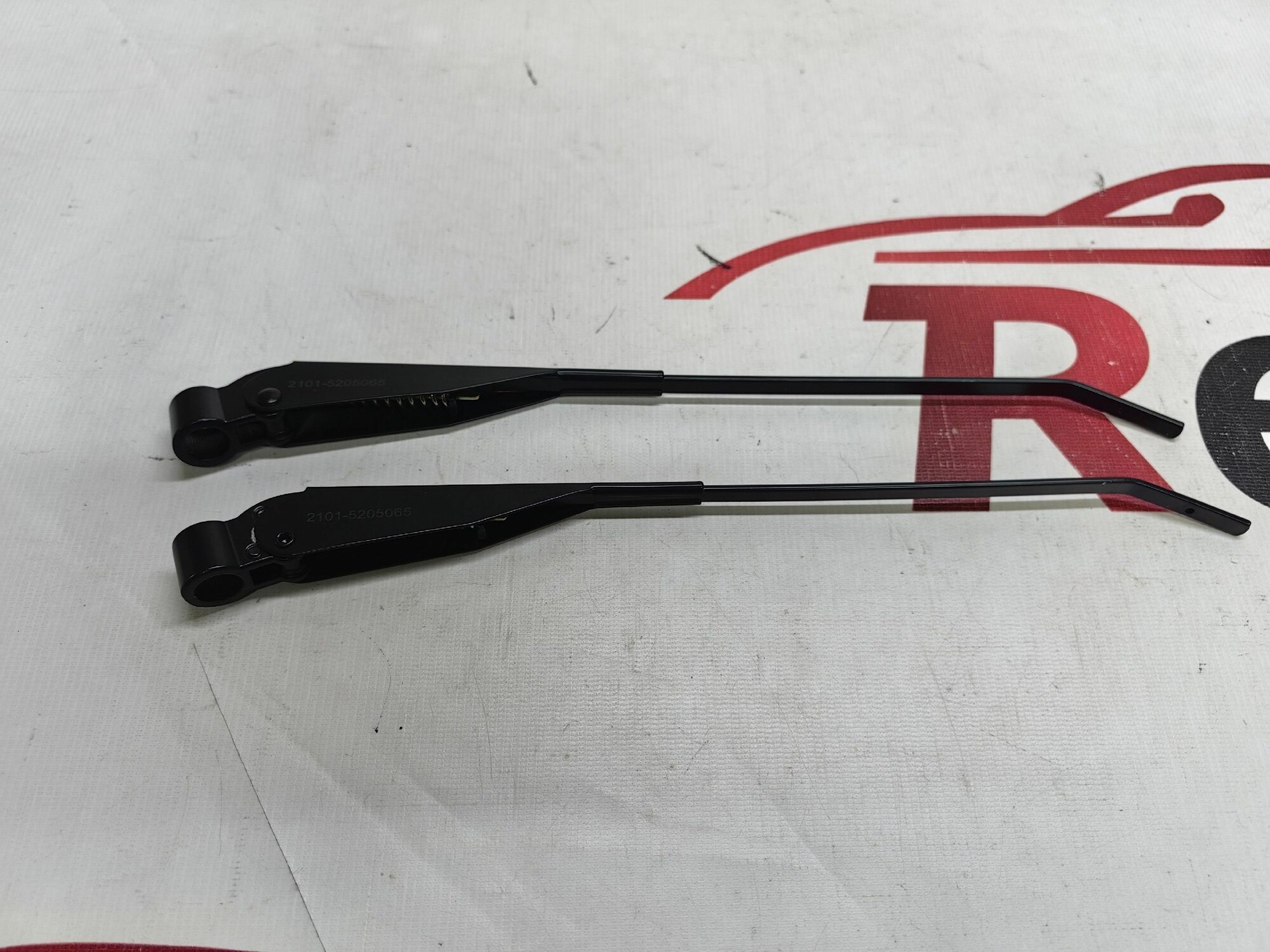 Поводки дворников / рычаги стеклоочистителя для 2101-2107, 2121-21214 2шт.