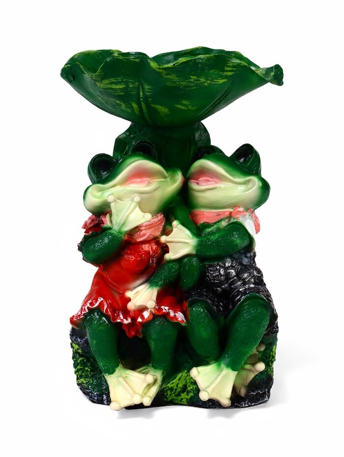 Садовая фигура Хорошие сувениры Поилка из полистоуна Лягушки на камне, 20х17х29 см