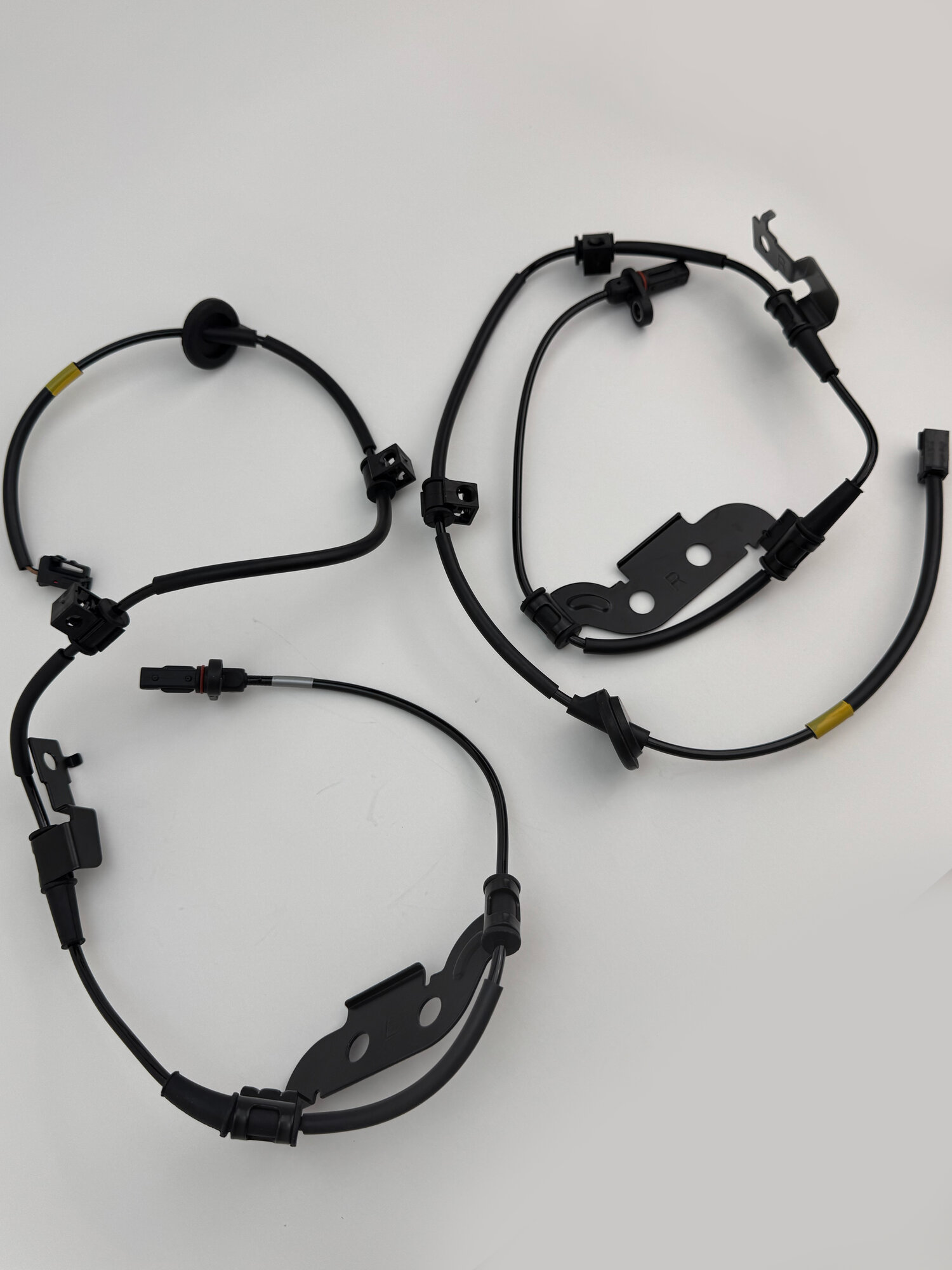 Датчики ABS комплект. Задние левый и правый для Kia Ceed 12-18, Hyundai I30 12-17. Артикул : 59910a6300 и 59930a6300