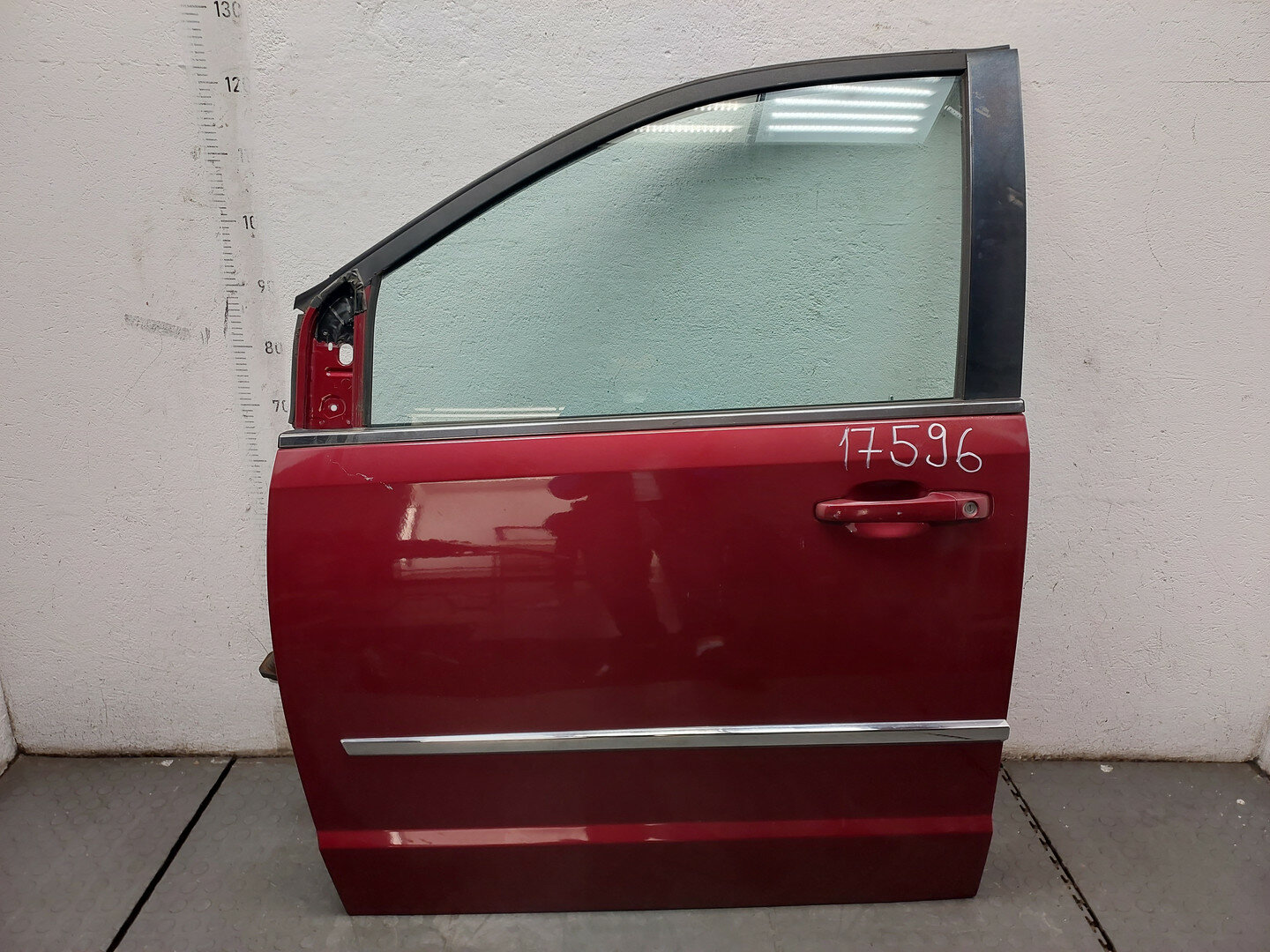 Дверь боковая (легковая) левая передняя Chrysler Town-Country Б/У