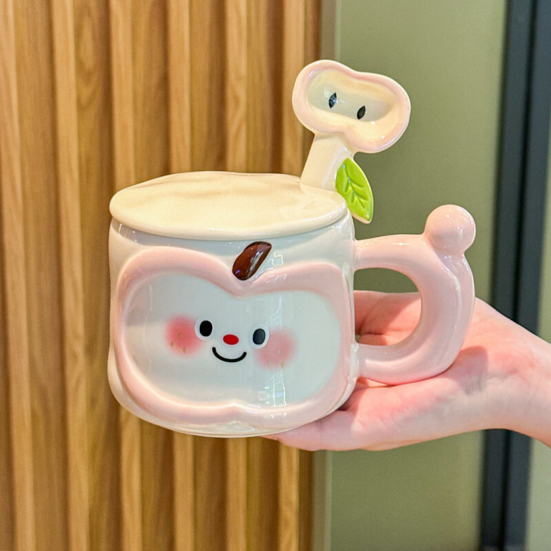 Симпатичная керамическая кружка с ручной росписью в виде яблока, с крышкой и ложкой, подходит для мужчин и женщин, офисная кофейная кружка, подарок на день рождения.