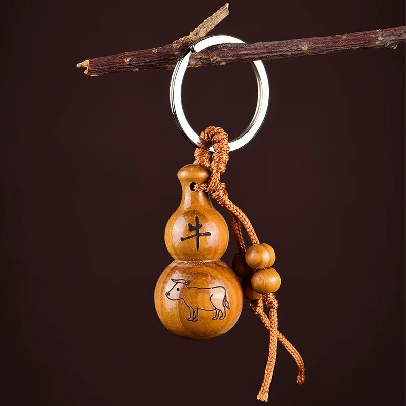 Традиционная деревянная подвеска с изображением быка, ручная китайская работа, подарочный аксессуар