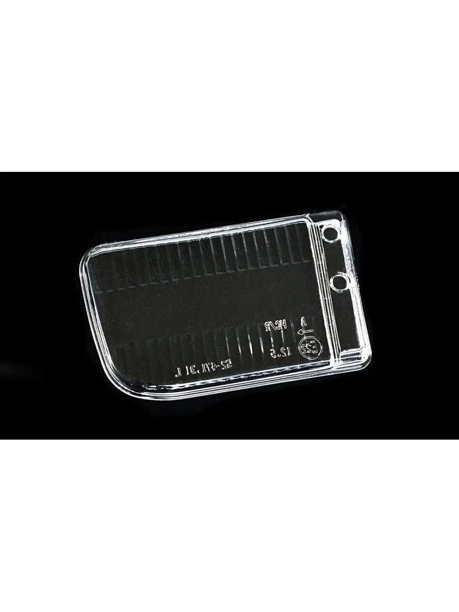 Стекло ПТФ левое BMW 3(E30) 1982-1994