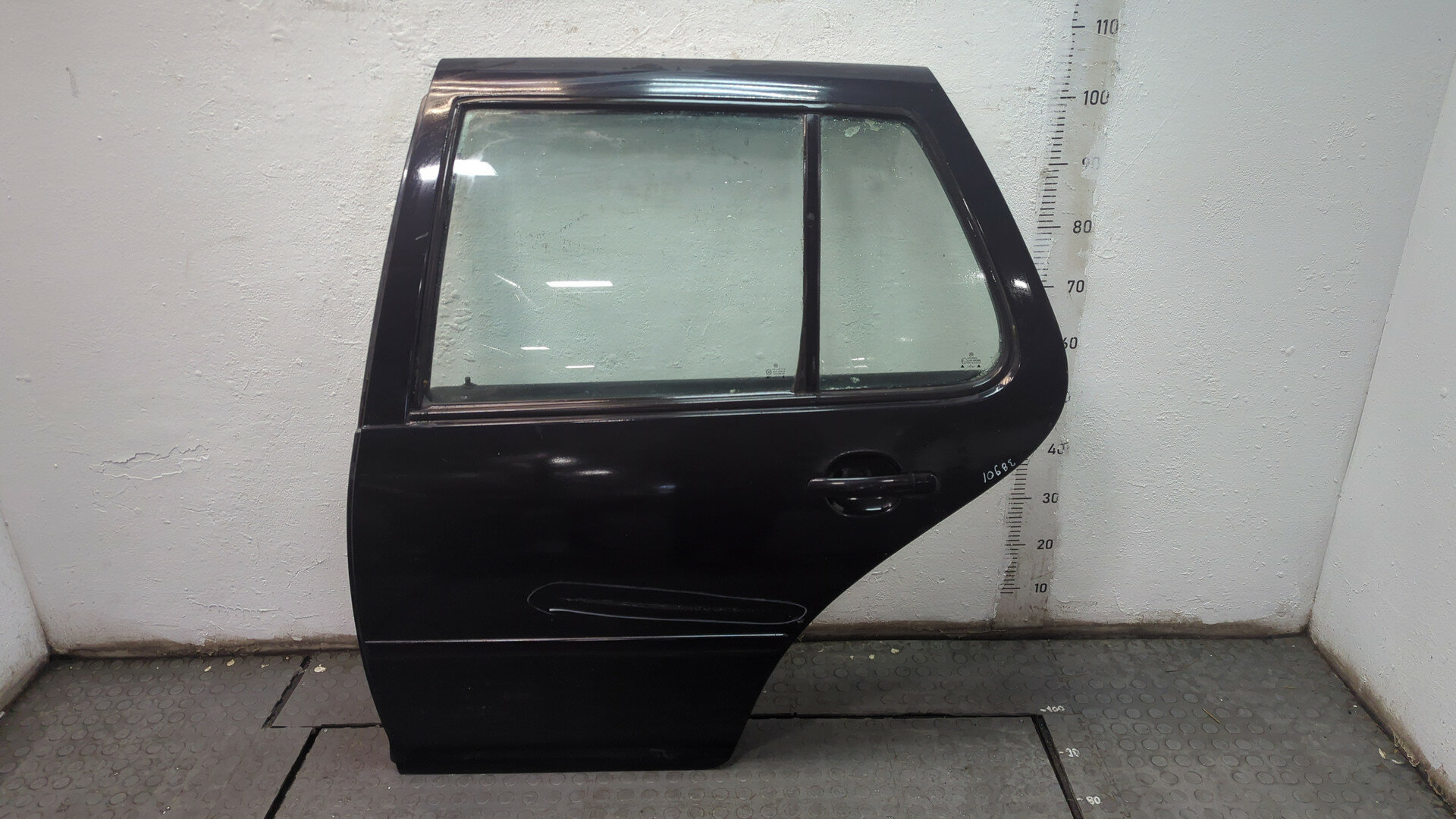 Дверь боковая (легковая) левая задняя Volkswagen Golf 4 Б/У