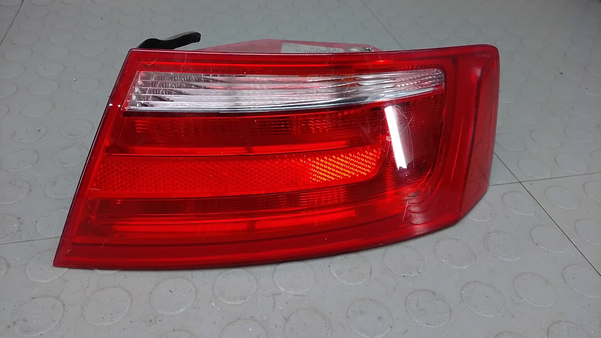 Фонарь задний правый AUDI A5 1, Номер 8T8945096E