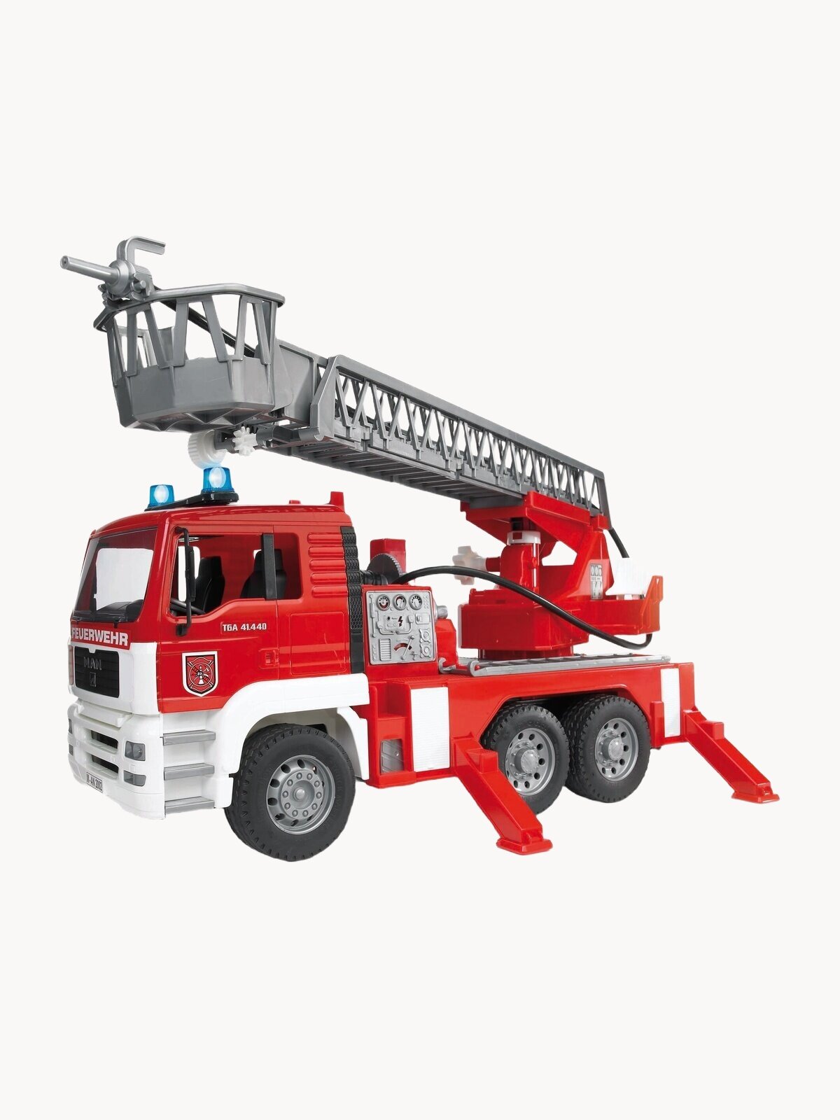 Пожарная машина Bruder MAN с лестницей и помпой 02771, красный