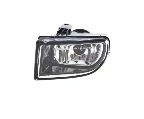 Фара противотуманная левая Toyota Avensis 01-02