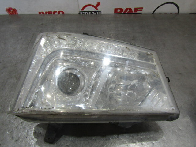 Фара основная левая FAW J7, есть повреждение