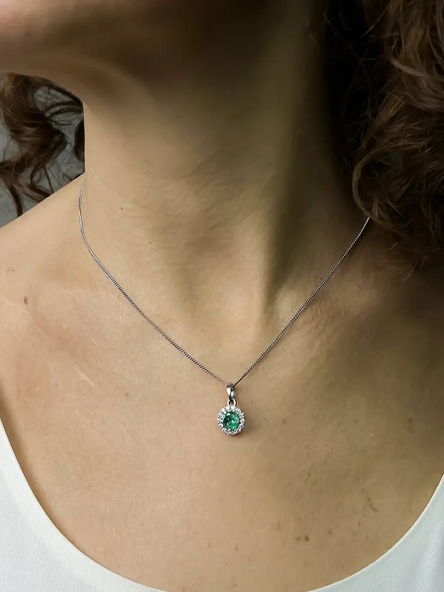 Подвеска, белое золото, 750 проба, родирование, бриллиант, изумруд