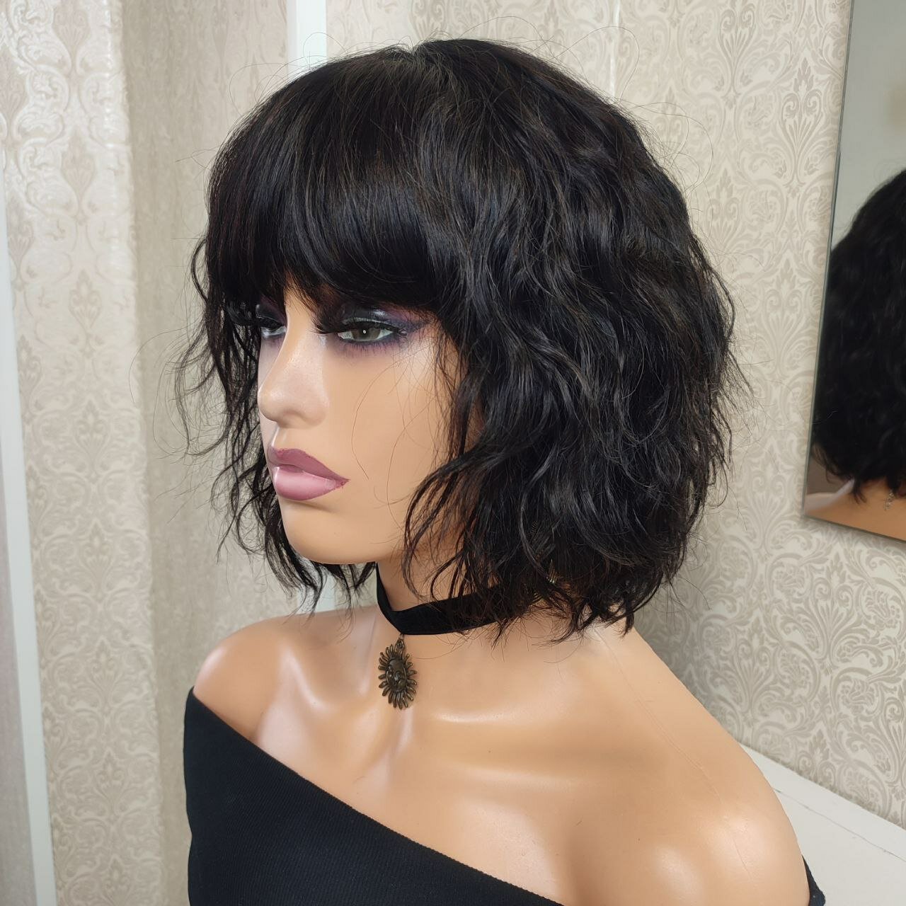 Парик из натуральных волос кудрявый пробор на сетке , крепление на резинке