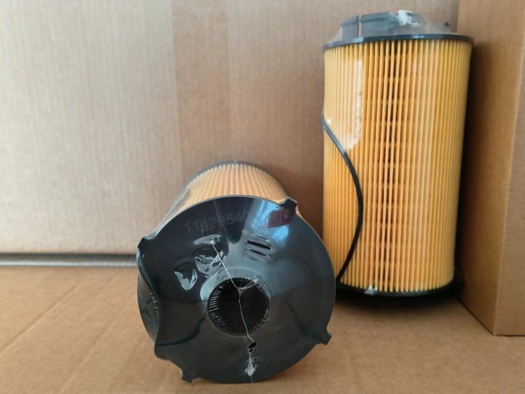 Фильтр масляный 11429540 для погрузчика