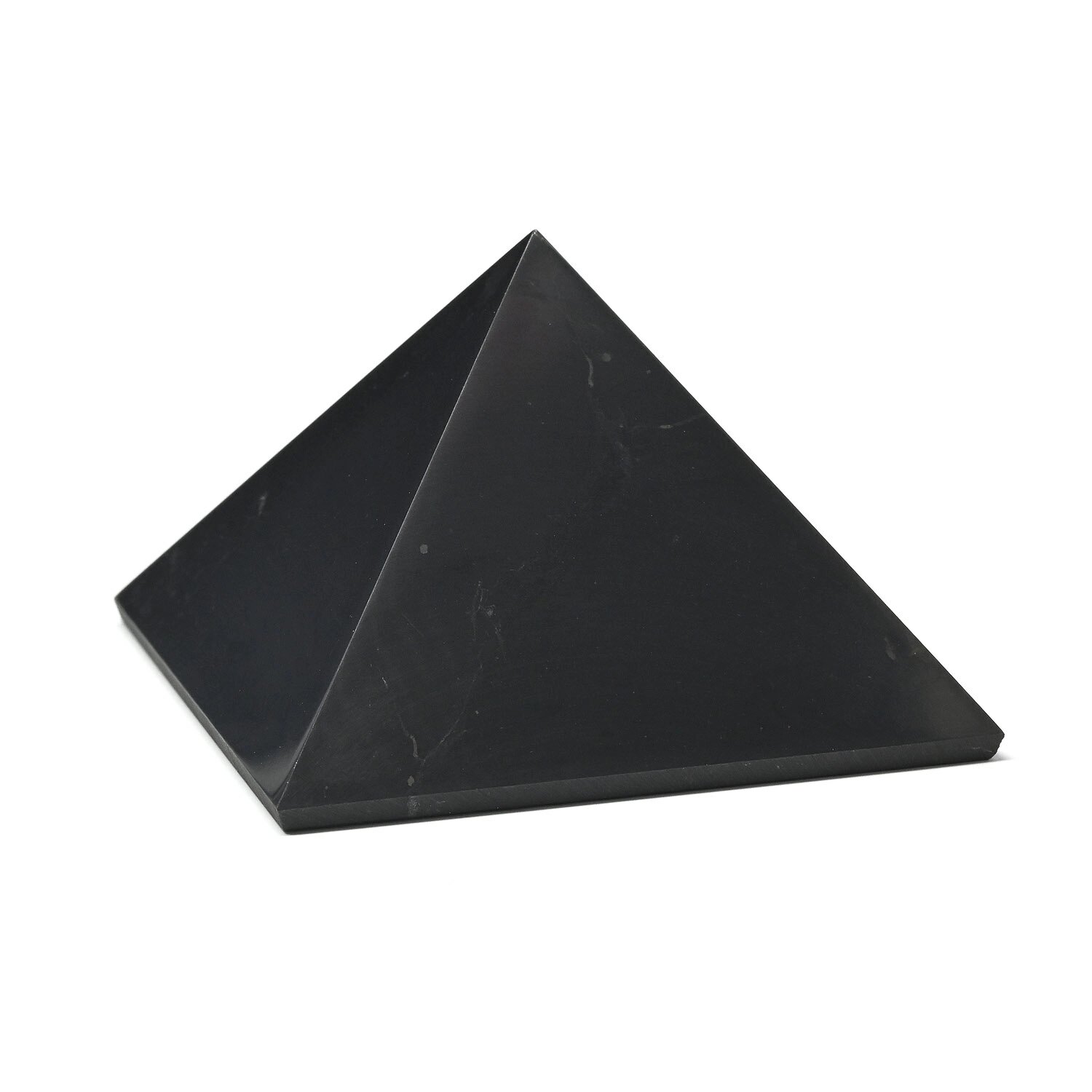 Пирамида из шунгита полированная, размер основания 48-55мм. .