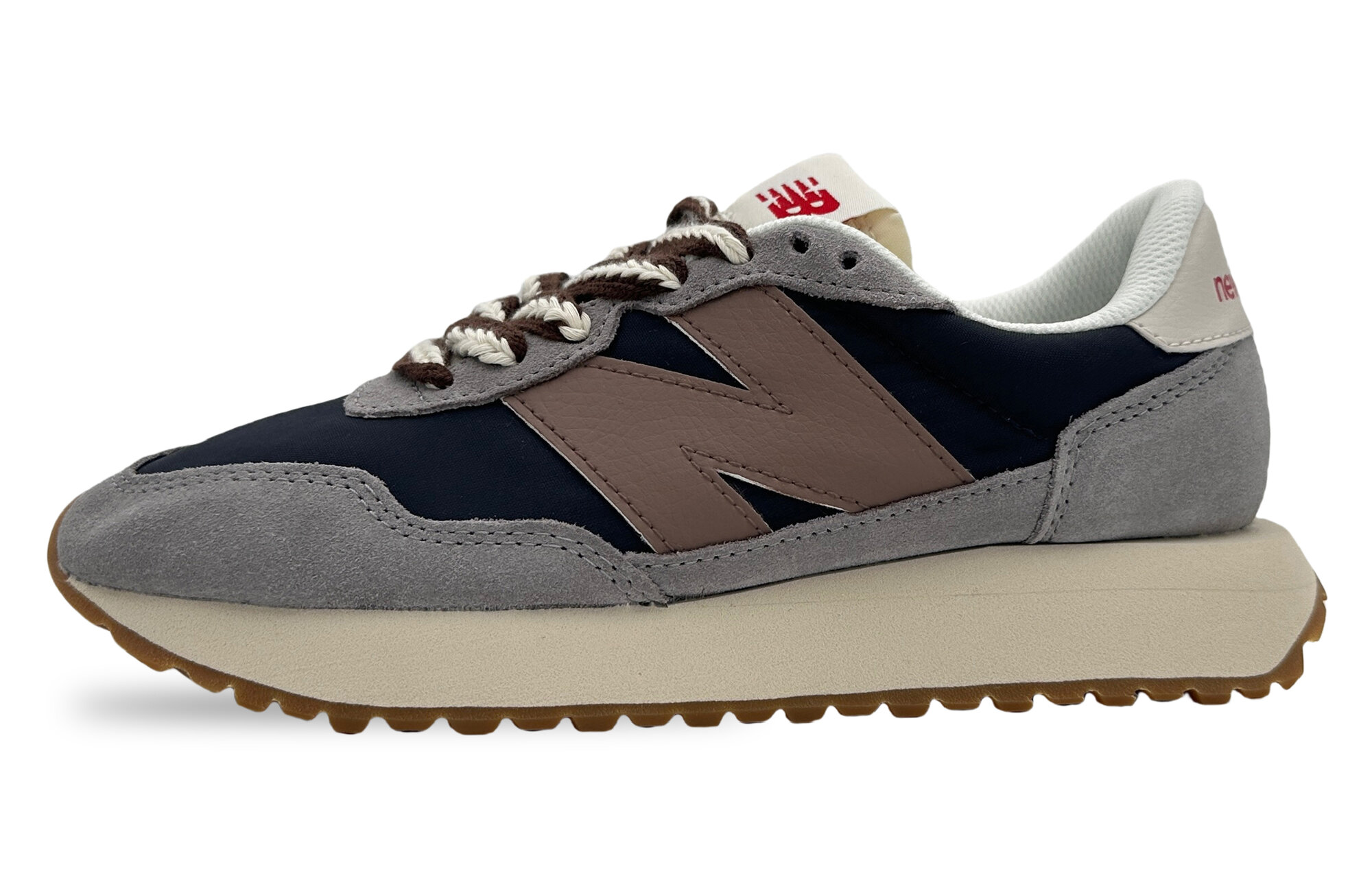 Кроссовки NB 237
