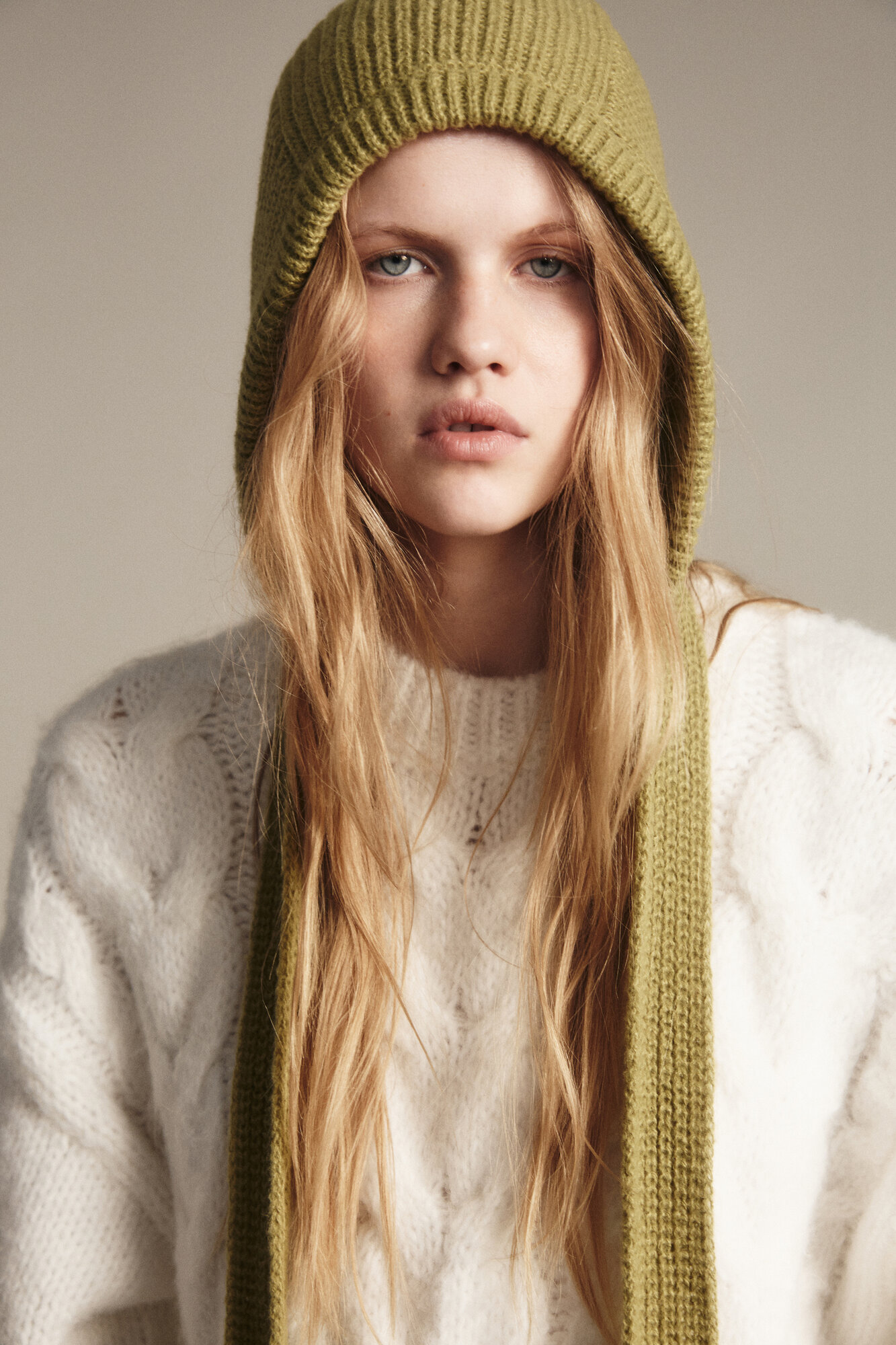 Шапка-ушанка для женщин