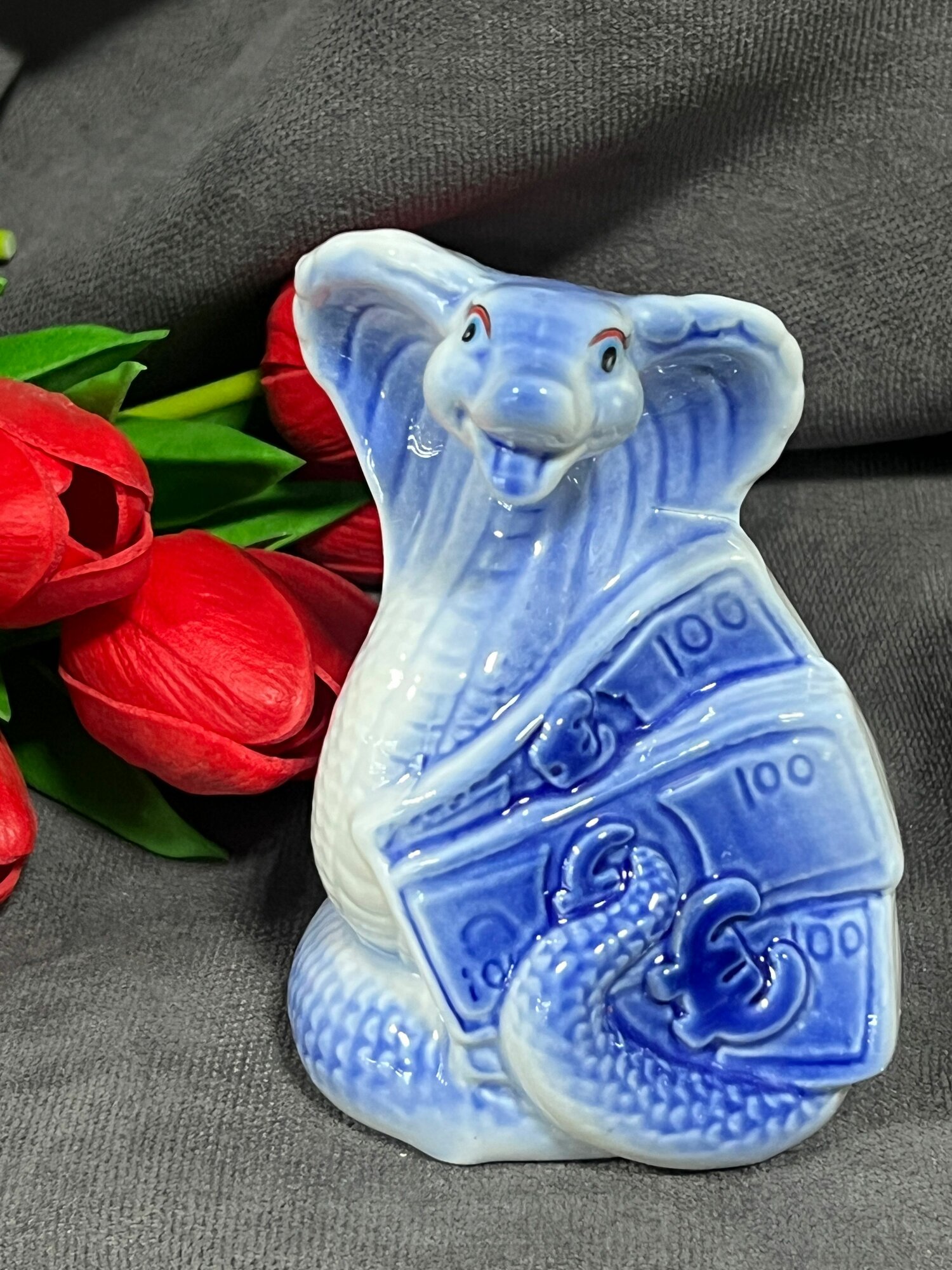 Змея-Копилка Фарфоровая с деньгами Бело-Голубая 11 см