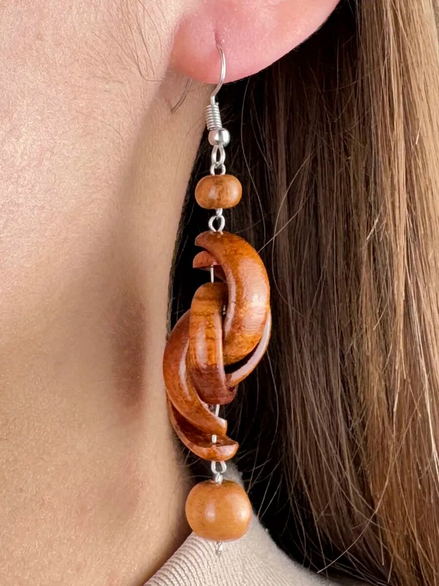 Серьги, дерево