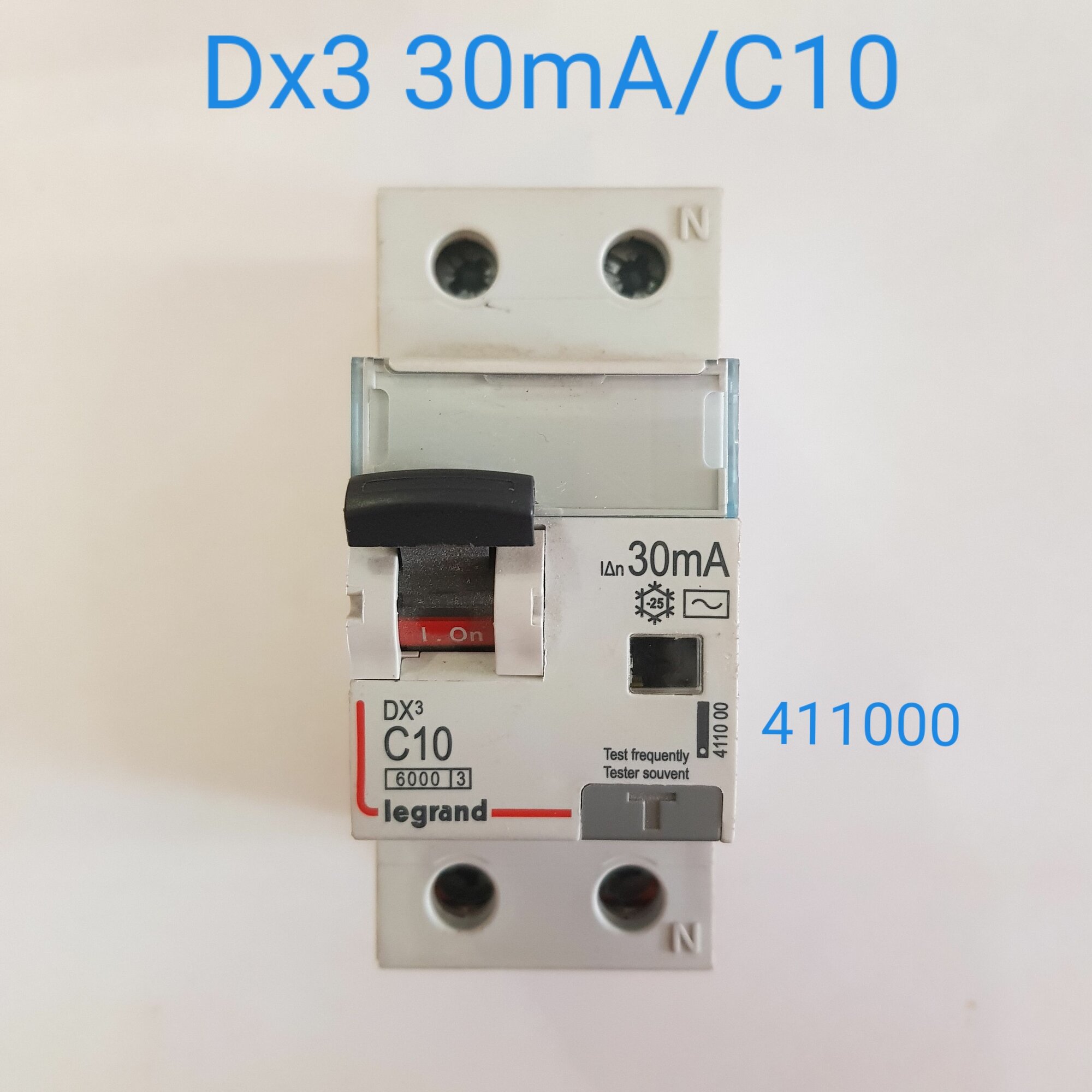 Дифференциальный автомат Legrand (411000) 2п (1P+N) C 10А 30мА тип AC 6кА DX3, Франция