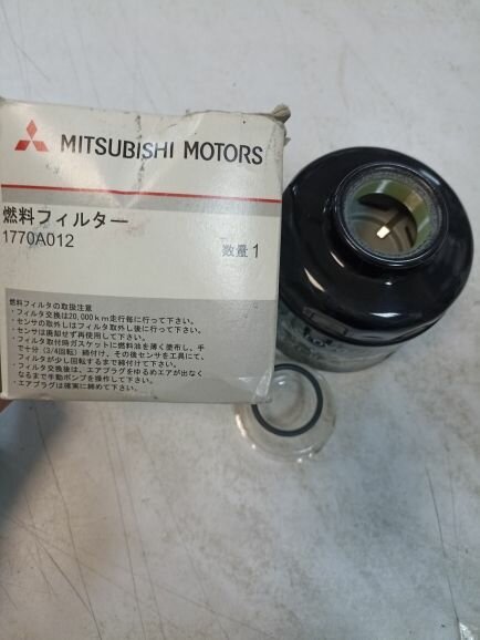 Фильтр топливный оригинал Mitsubishi 1770A012