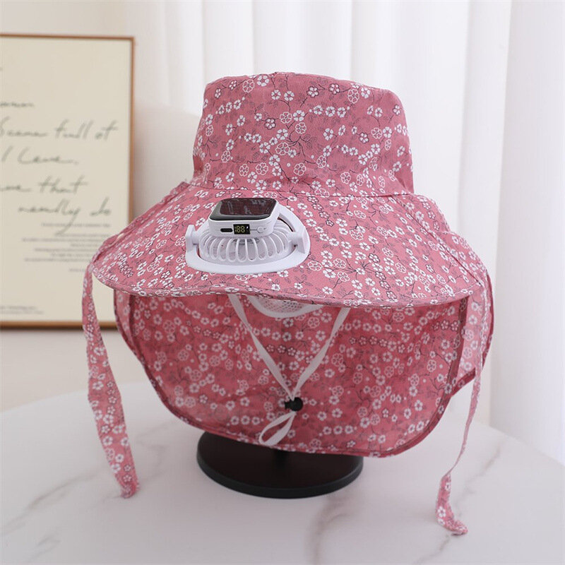 Шляпа, красная, для защиты от солнца