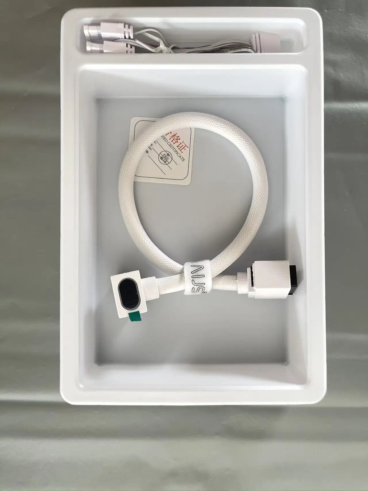 Кабель-удлинитель для материнской платы AIJS CPU8PIN White-A buckle