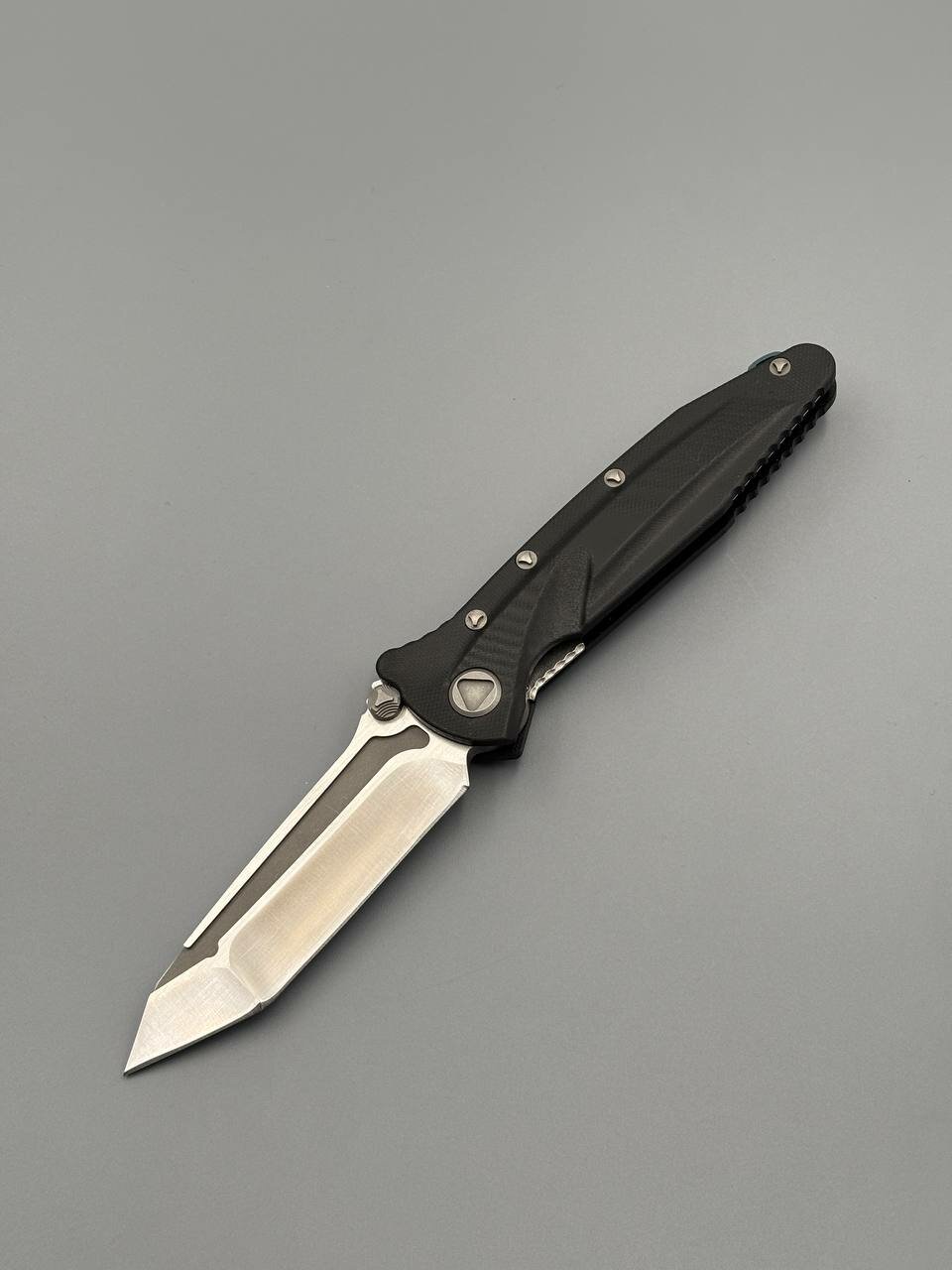 Нож складной туристический Socom Delta Tanto из стали D2