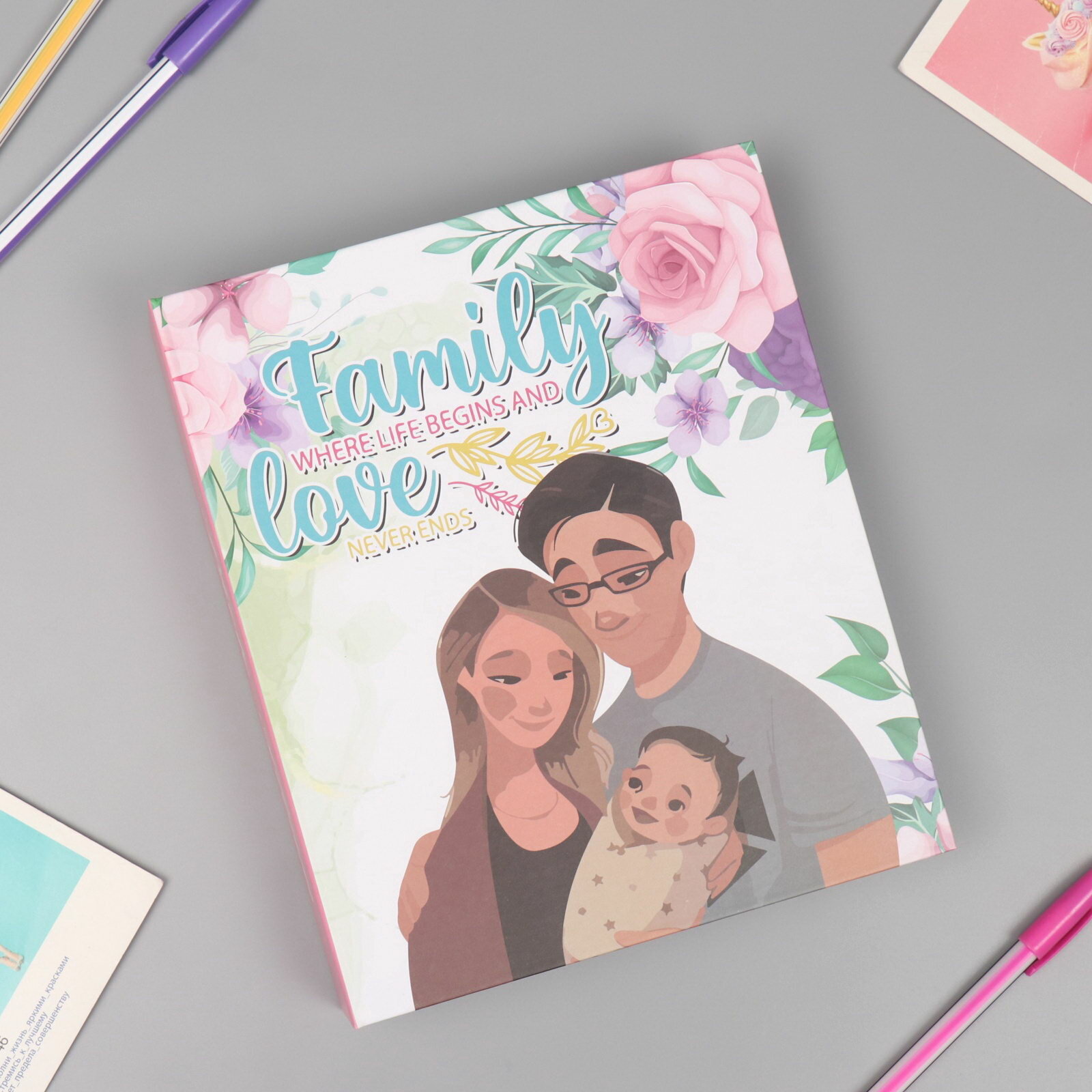 Фотоальбом на 80 фото 10x15 см "Семья - это любовь", в коробке, обводка, 5x19x23 см