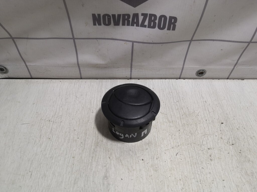 Дефлектор воздушный Renault Logan 2005-2014