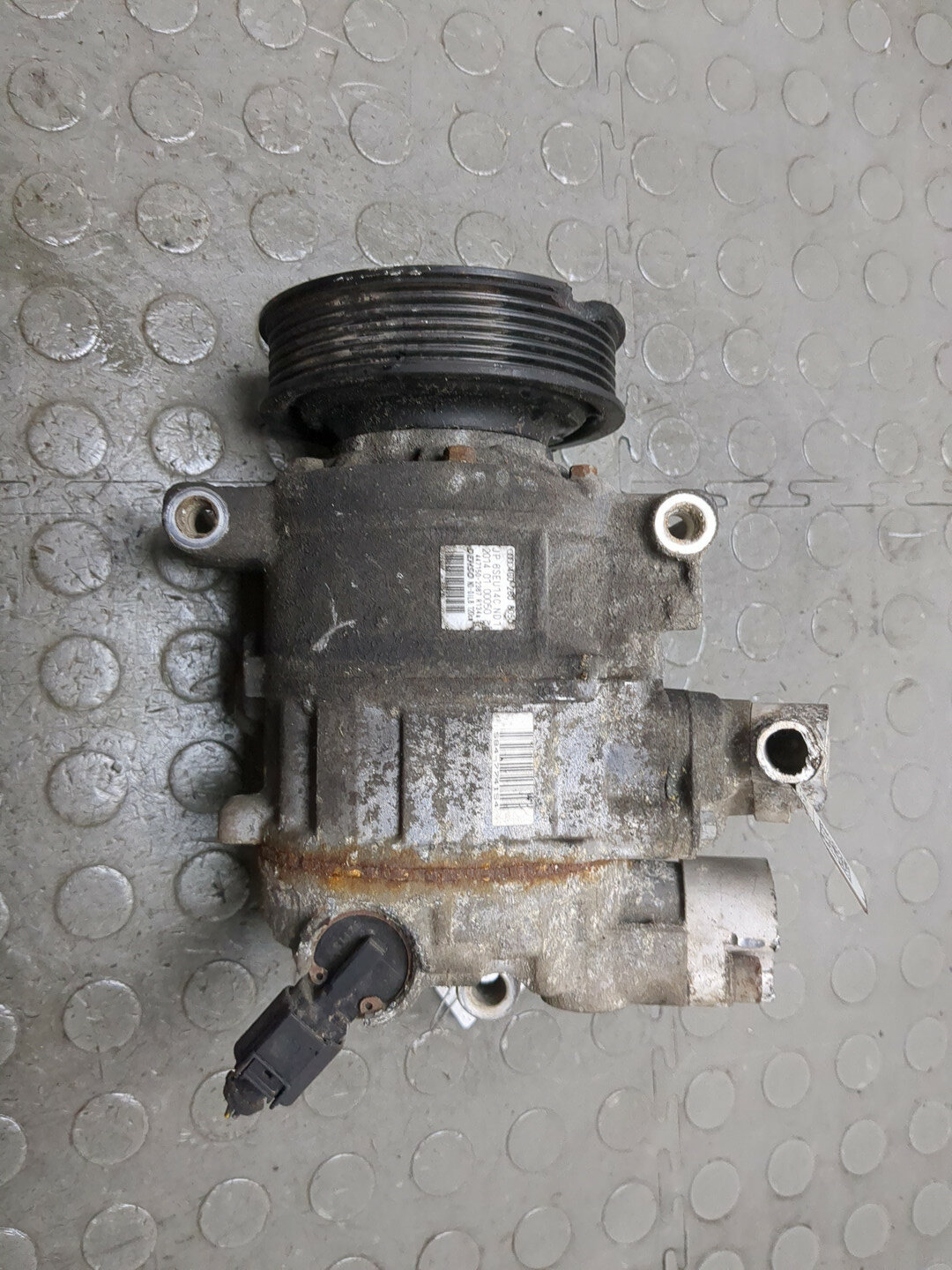 Компрессор кондиционера Audi A6 (C7) Б/У