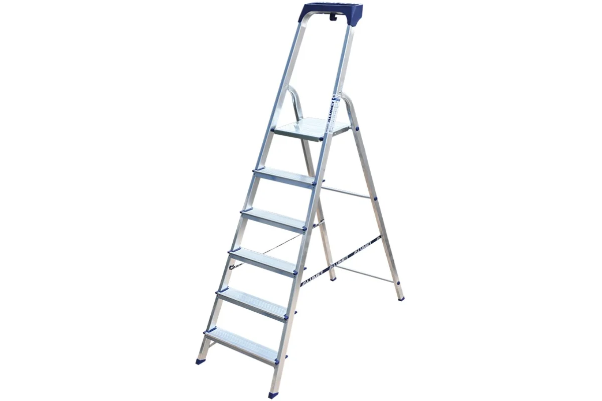 Стремянка алюмет 6 ступеней AM706AK011