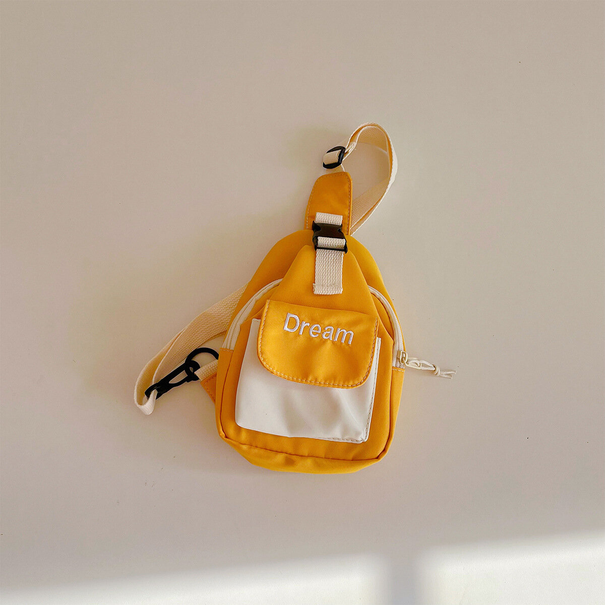 Модная стильная повседневная детская сумка, новая версия 2025 года, корейская версия, сумка через плечо для мальчиков, стильная поясная сумка, модная детская сумка на грудь для выхода на улицу